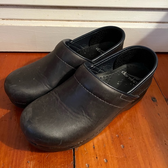 Dansko | Shoes | Clogs Dansko 37 | Poshmark